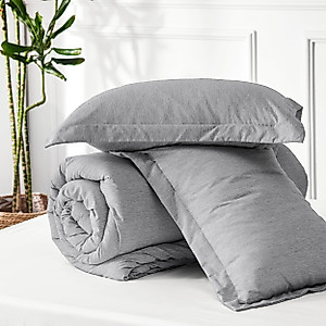 Bedsure King Comforter Set - Grey King Size Comforter, Soft Bedding for All Seasons, Cationic Dyed Bedding Set, 3 Pieces, 1 Comforter (104"x90") and 2 Pillow Shams (20"x36"+2")