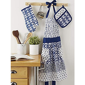 DII Kitchen Gift Set Collection, Apron, Pot Holder & Oven Mitt, Blue Market, 3 Piece