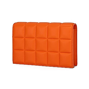YIKOEE Quilted Chain Mini Shoulder Purse for Women (Orange)