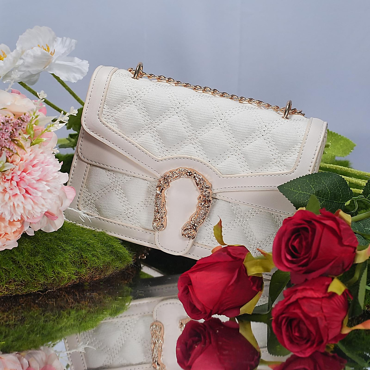 Aiqudou Quilted Crossbody Shoulder Bag for Women - Small Denim Chain Purse Leather Strap Fashion Casual Messenger Purse Bag(Mini White)