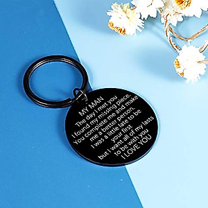 Boyfriend Christmas Anniversary Valentine's Day Birthday Gifts to My Man Keychain for Husband Boyfriend Groom Fiance Hubby from Wife Girlfriend Bride Fiancee Wifey Engagement Wedding Dating Gifts