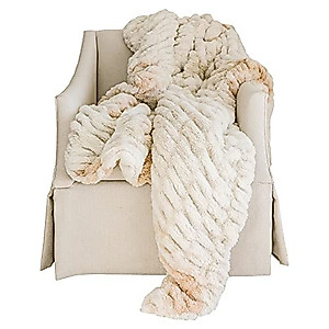 Minky Designs Minky Blankets | Chic Level Comfort | Ideal for Adults, Kids, Teens | Super Soft, Warm & Cozy