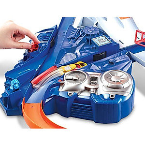 Hot Wheels Triple Track Twister Track Set