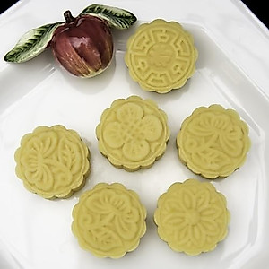 VILLCASE 2cm Wooden Stamp Clay Decorative Stamp Pottery Tool Stamp Homemade Pasta Tools Round Shape Printing Stamp Pottery Stamp Stamps for Textured Hand Roller DIY Tools Cookies Moon Cake