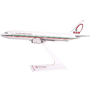 Royal Air Maroc Boeing 737-800 Airplane Miniature Model Snap Fit 1:200 Part# ABO-73780H-006