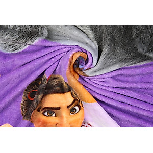 Disney Encanto Luisa Flex Donkey Lift Plush Throw Blanket 46' x 60'