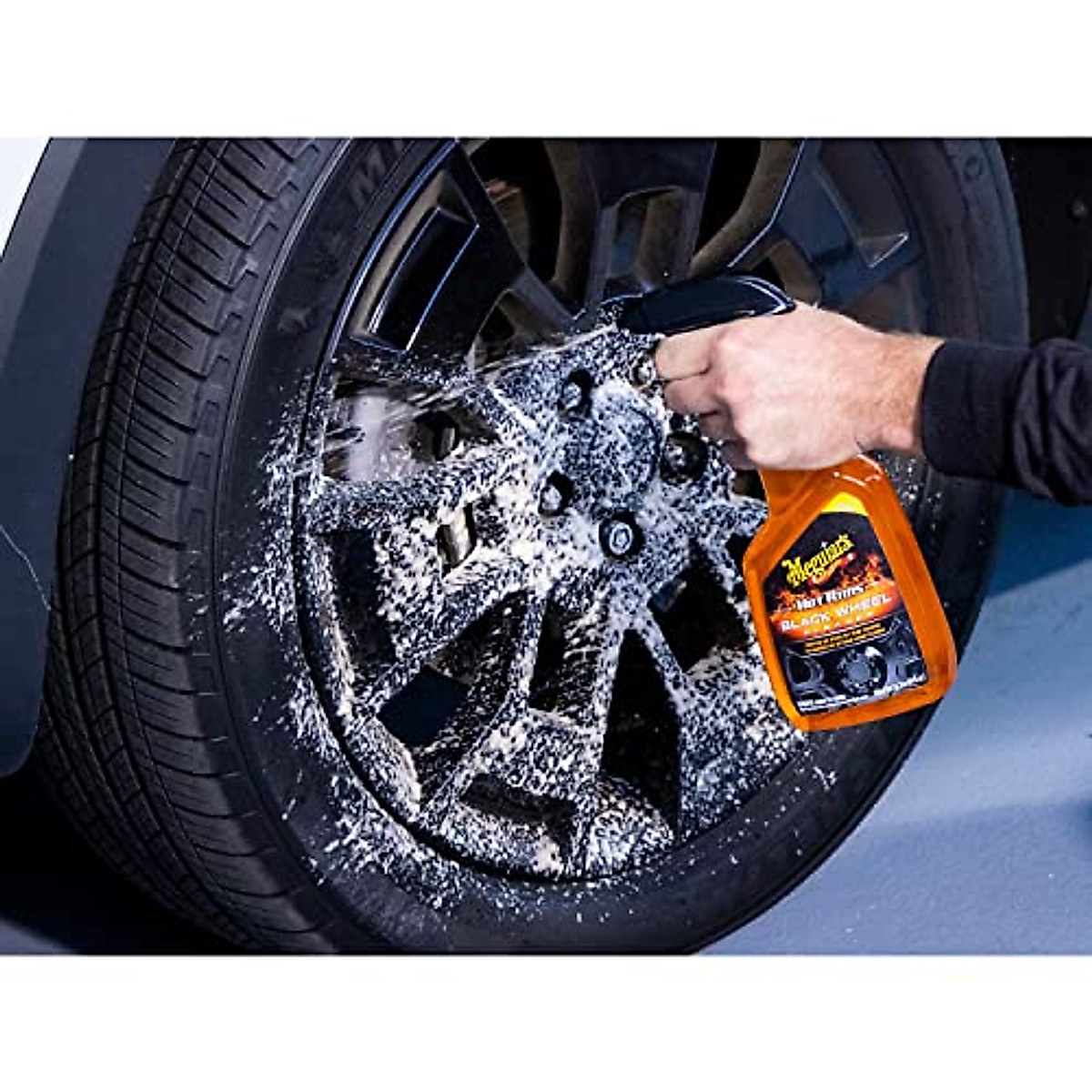 Meguiar's Hot Rims Black Wheel Cleaner - Powerful Formula to Easily Remove Stubborn Brake Dust & Tough Grime - 24 Oz