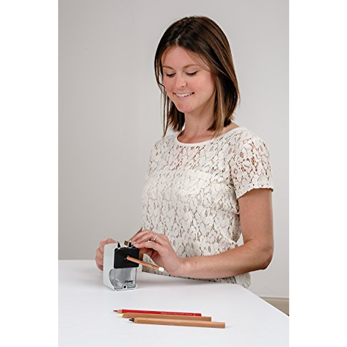 Dahle 155 Professional Pencil Sharpener w/Point Adjuster & Automatic Cutting System, Accepts Graphite & Oversized Artist Pencils