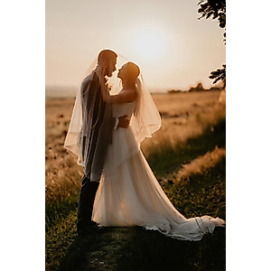 Leimandy Double Layer Tulle Bridal Veil 2 Tier Sheer Wedding Veil with Comb B013 (Ivory, 40'' length)