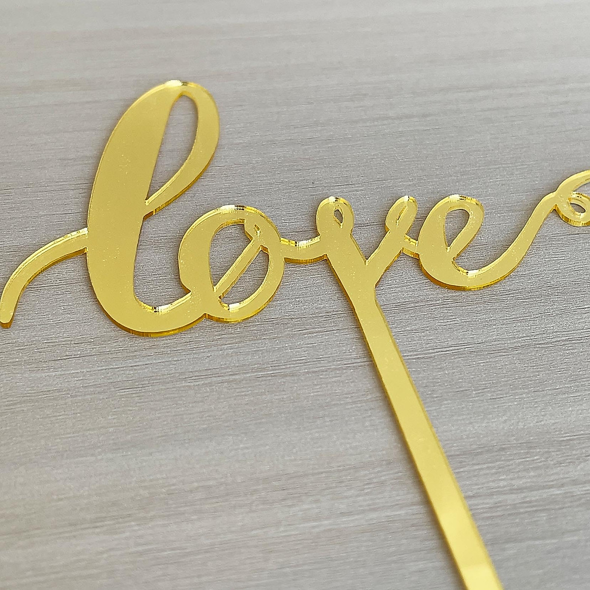 OIXCMNJQ Mirror Gold Love Cake Topper for Wedding Reception/Engagement/Bridal Shower/Anniversary/Birthday/Bachelorette/Confession Cake Topper Decor, Acrylic