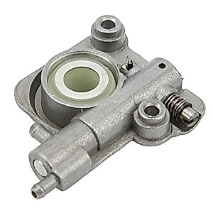 Oil Pump Chainsaw Parts Accessories with Metal Worm Gear Replacement for Home Hotel Garden Outdoors CS350 CS2600 CS360T P021010890 Chainsaw Use
