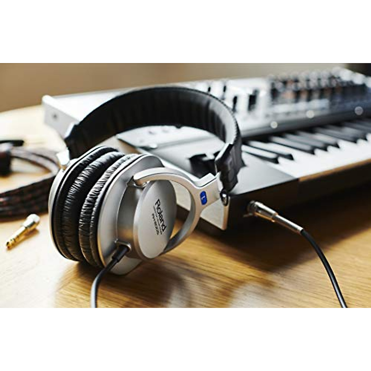Roland Studio Quality Monitoring Headphones (RH-200S),Silver