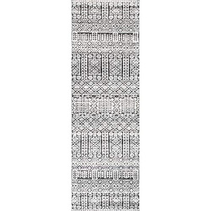 nuLOOM Mabe Geometric Aztec Runner Rug, 2' 8" x 8', Ivory