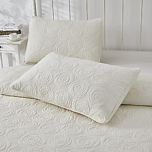 Brandream Cream White Quilt Set King Size Cotton Romantic Cream White Rose Matelasse Bedding Lightweight Quilted Comforter Set 3-Piece
