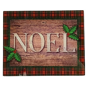 Holiday Christmas Glass Cutting Board: Winter Snowman Family Gathering Design (Snow Family Fun)