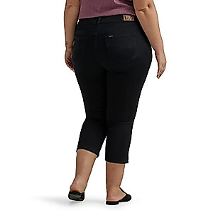 Lee Women's Size Legendary Mid-Rise 21" Capri Jean, Black, 22 Plus