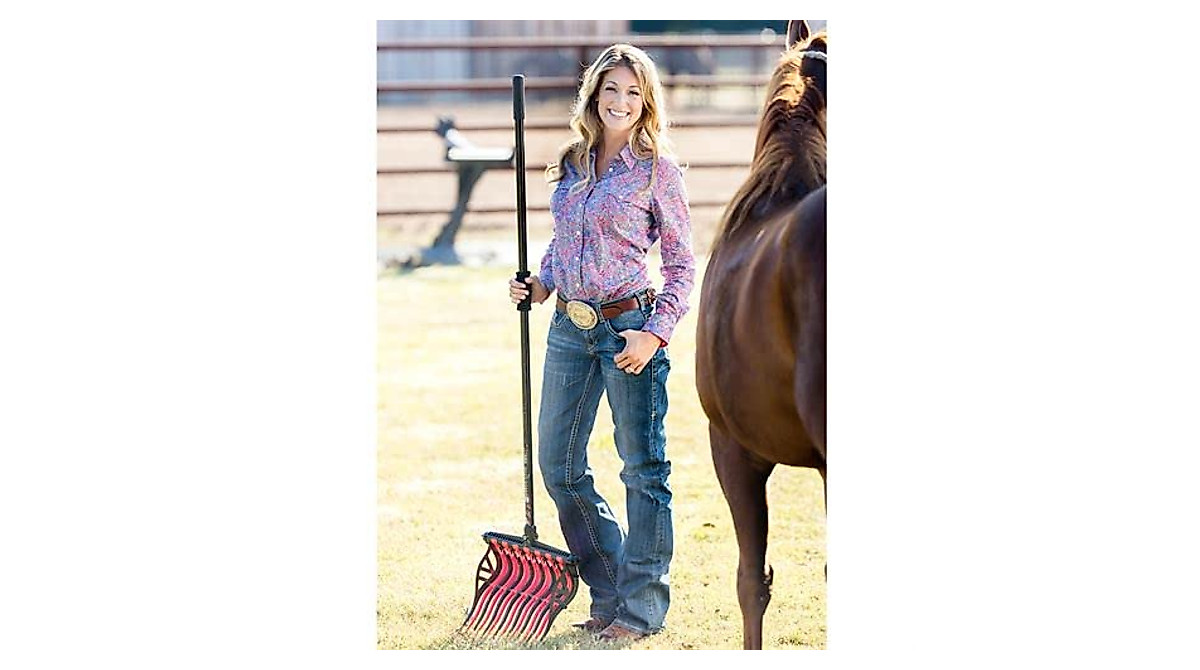 Noble Equestrian Wave Fork: Durable & Adjustable Muck Fork