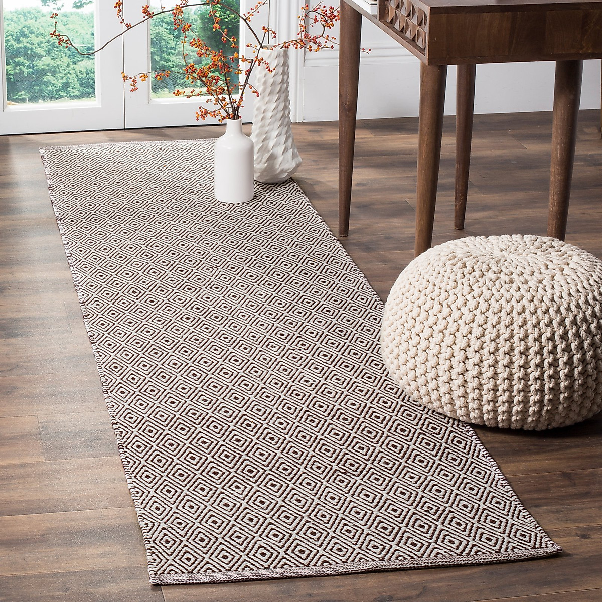 SAFAVIEH Montauk Collection Accent Rug - 3' x 5', Ivory & Light Blue, Handmade Flat Weave Cotton, Ideal for High Traffic Areas in Entryway, Living Room, Bedroom (MTK515D)
