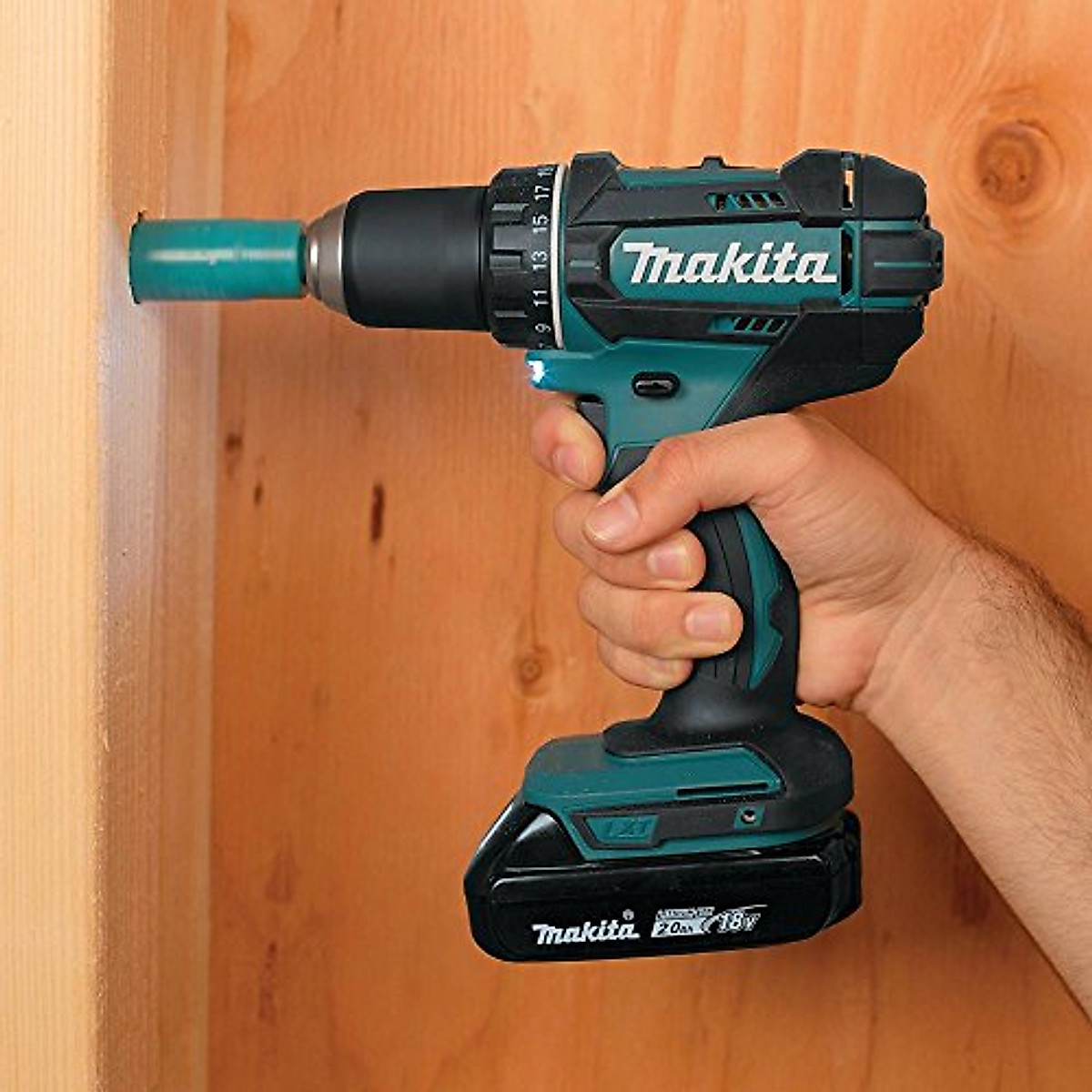 Makita XFD10R 18V LXT® Lithium-Ion Compact Cordless 1/2" Driver-Drill Kit (2.0Ah)