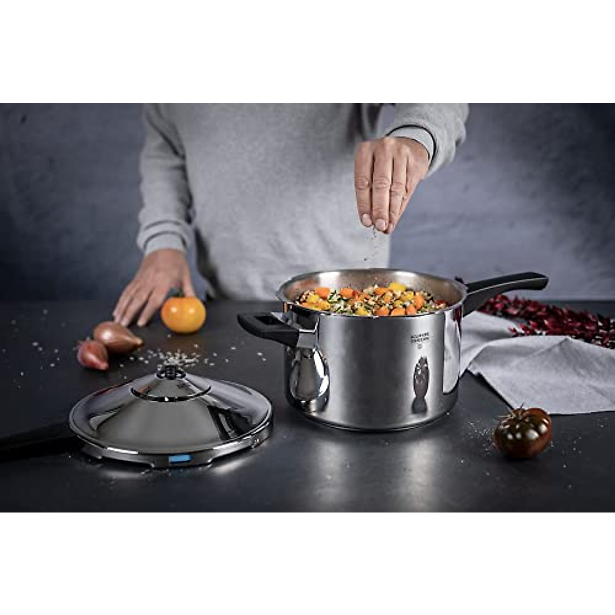 Kuhn Rikon Duromatic Stainless-Steel Saucepan Pressure Cooker - 7.4-Qt