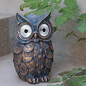Owl Outdoor Garden Ornaments, Solar Garden Owl Garden Decor Statue, Resin Owl Garden Ornament with Solar Lights, Waterproof Garden Owl Statues Sculptures for Patio Lawn Porch Ornament Gift