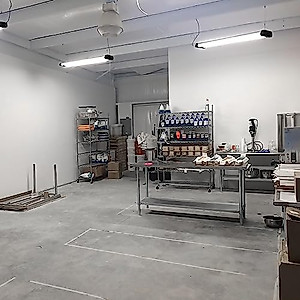 OOOLED 4 Pack LED Shop Light 4FT, 42W 4500LM 6500K Super Bright White Linkable LED Shop Light, Plug in Shop Light with Pull Chain (ON/Off), 4 Foot LED Shop Lights for Workshop, Garage, Shop