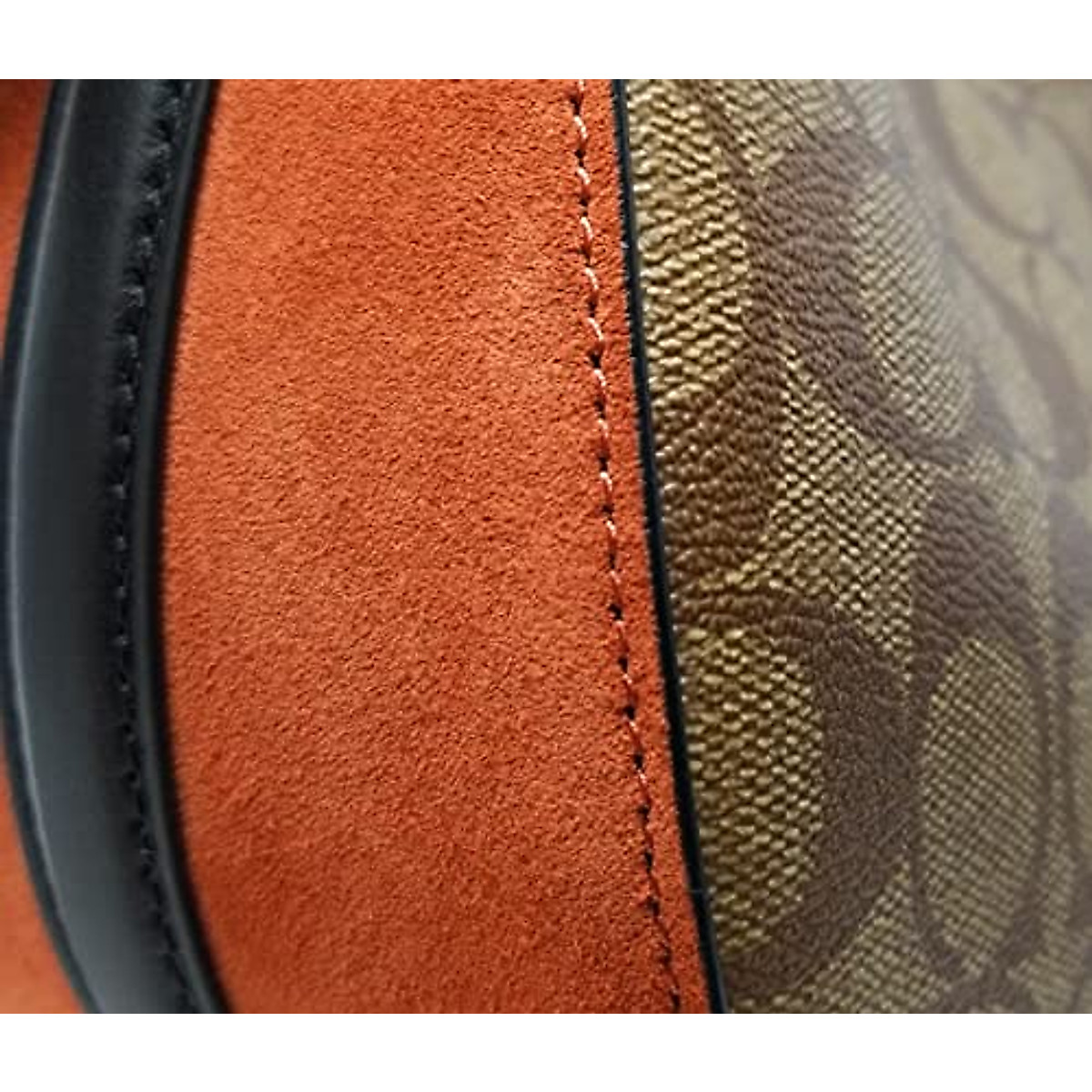 Coach Women's Kleo Hobo (Signature Canvas - Khaki Multi)