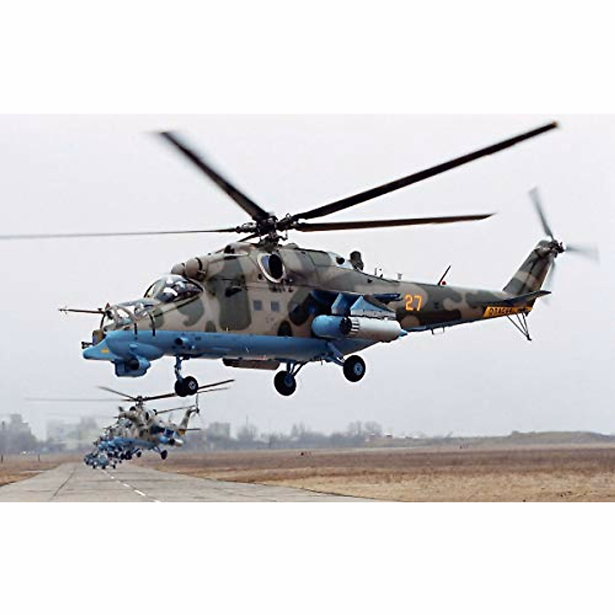 Mil Mi 24 Hind D/E Russian Helicopter Model Kit Scale 1:72 - Attack Gunship Mi24 Crocodile Building Kits 1/72 Assembly Instructions in Russian Language