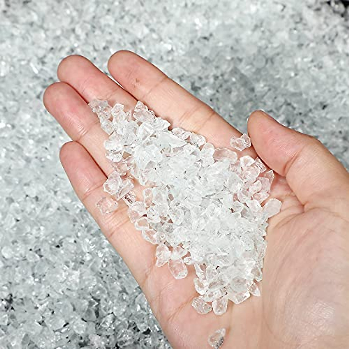 1.5 LB Glass Gravel Stone 3-6 mm Glitter Gravel Stone Luster Reflective Tempered Fire Glass Crushed Glass for Fire Pit Crafts Vase Fish Bowl Garden Decor (Transparent)