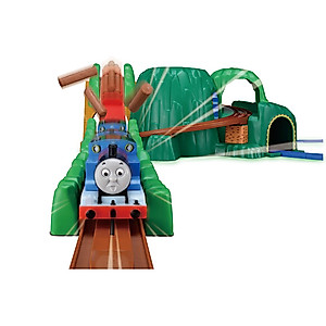 Tomy Thomas The Tank Engine pounding Mountain Set