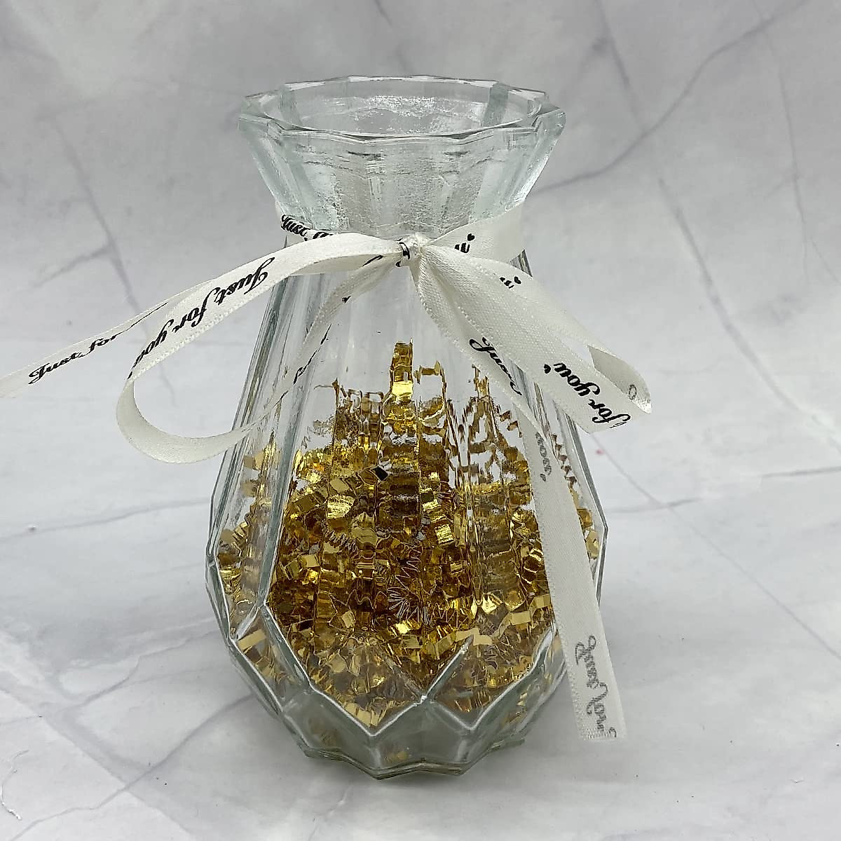 Cutcatwing 1/2 LB Gold Metallic Crinkle Cut Paper Shred Filler Confetti Easter Raffia Tissue Craft for Wedding Packaging Gift Wrapping Boxes