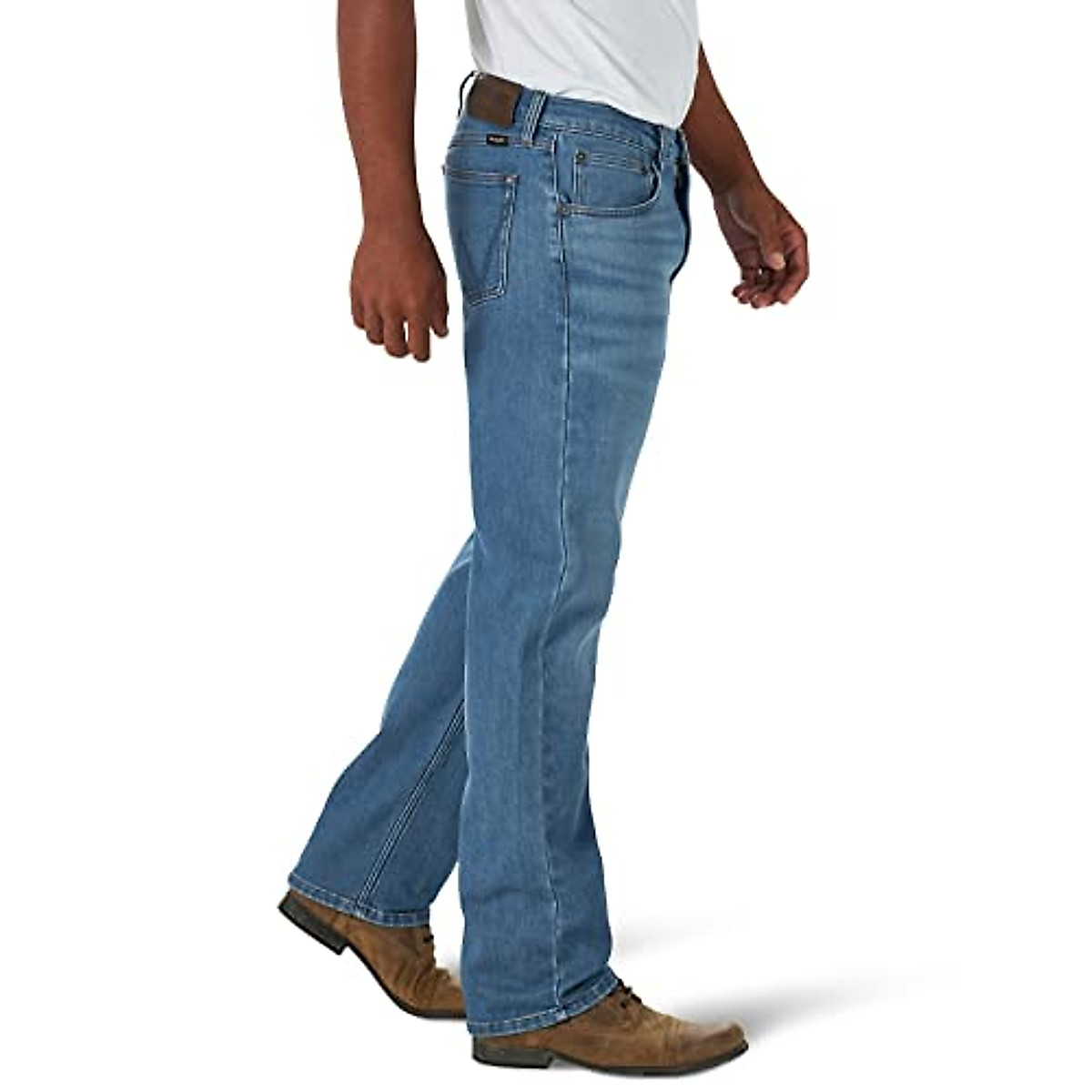 Wrangler Men's Free-to-Stretch Regular Fit Jean, Naval, 38W x 29L