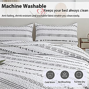 LUCKYBULL White Quilt Set Boho Bedspread King XL Size (104x96 in), 3 Pieces Bohemian Striped Reversible Lightweight Coverlet Quilt Set for All Season