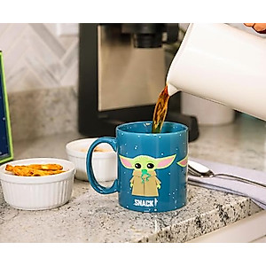 Silver Buffalo Star Wars The Mandalorian The Child Baby Yoda Grogu Protect Attack Snack Ceramic Coffee Mug, 20-Ounces