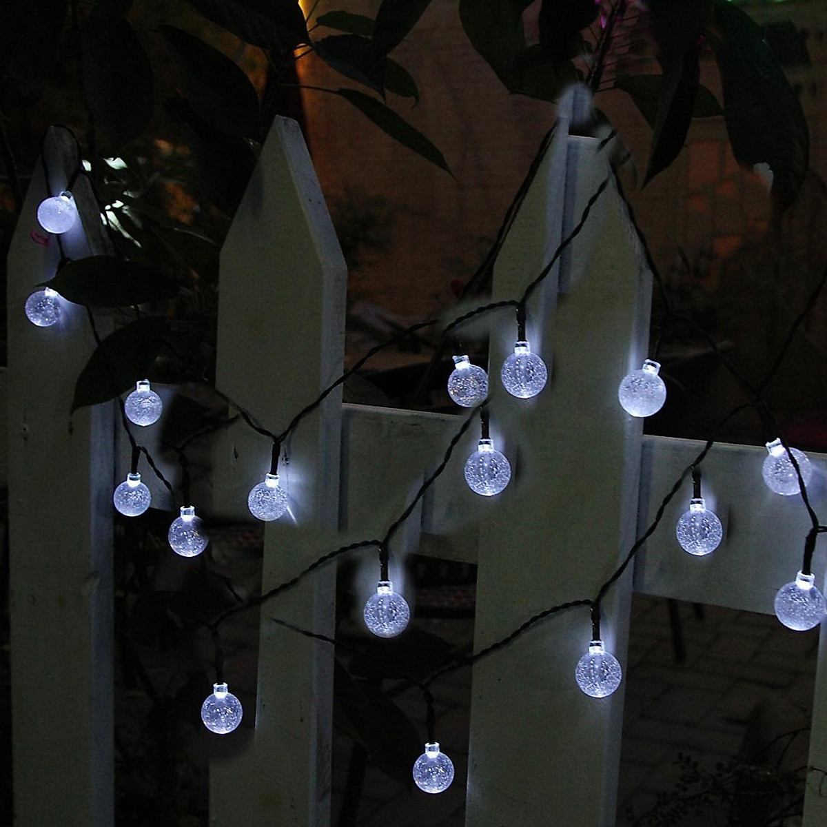 easyDecor Globe Solar String Lights 30 LED 21ft 8 Mode Bubble Crystal Ball Christmas Fairy String Lights for Outdoor Xmas Landscape Garden Patio Home Holiday Path Lawn Party Decoration (White)