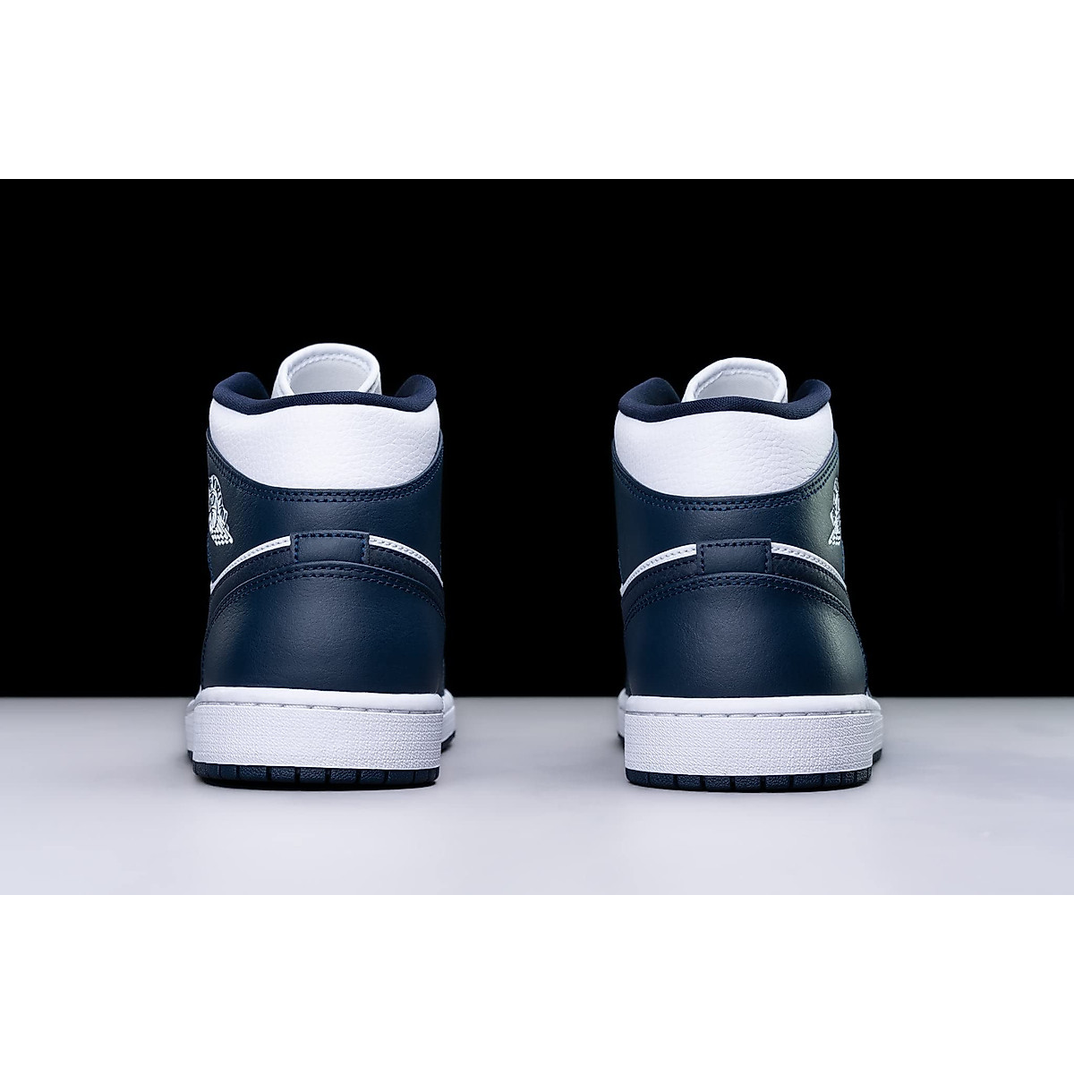 NIKE Men's Basketball Shoes, White White MTLC Gold Obsidian 174, 9