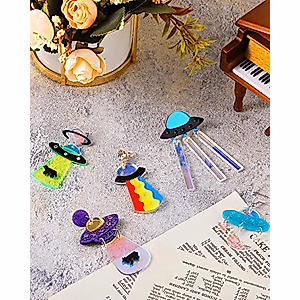 MTLEE 5 Pairs UFO Aliens Acrylic Earrings Cosmos Weird Earrings Women Novelty Fun Earrings Halloween Alien Earrings Glitter Space Earrings Cute Dangle Earrings for Girls, Multiple Colors