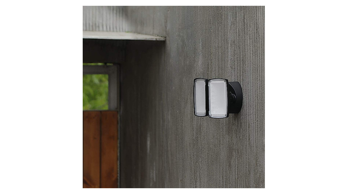 LUTEC 32W LED Floodlight - 3500 Lumen Security Light