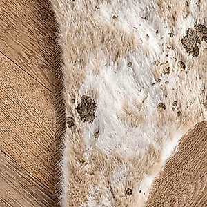 nuLOOM Iraida Contemporary Faux Cowhide Area Rug, 5' x 6' 7", Off-white