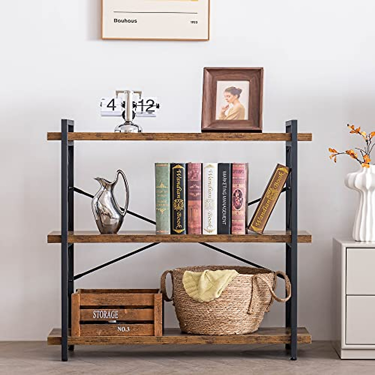 HCHQHS Bookshelf, 3-Tier Industrial Bookcase, Rustic Open Book Shelf, Wood and Metal Horizontal Bookshelves