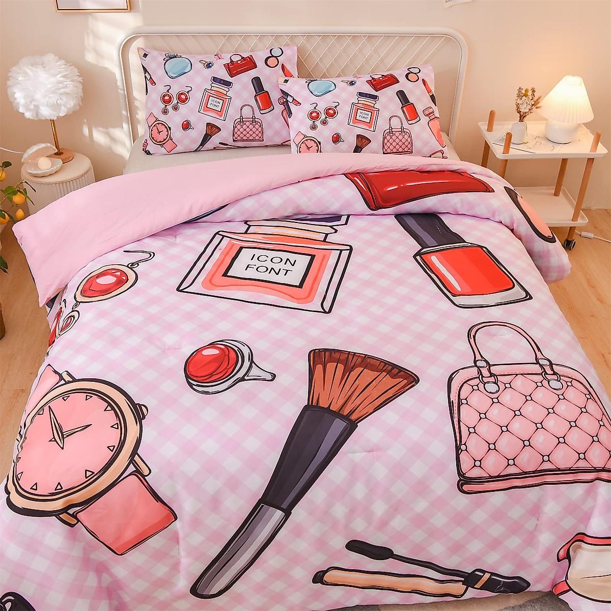 Aimuan Fashion Girl Comforter Sets Cosmetic Perfume Bag Lipstick Diva Pink Quilt Set Nail Polish Pattern Decorative Quilted 3 Pcs Makeup Bedding Set with 2 Pillowcases (Pink, Twin)