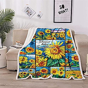 CYREKUD Sunflower Gifts for Women Blanket,Sunflower Blanket Throw for Women Adults,Sunflower Gifts for Teen Girls,Yellow Sunflower Throw Blanket for Couch Sofa Bedroom Office Christmas Decor 50X60