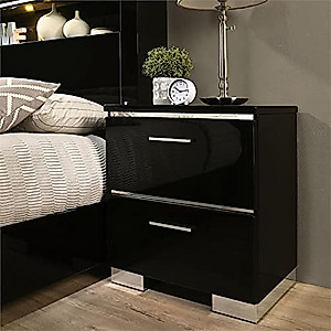 BOWERY HILL 2pc Black Wood Bedroom Set - 2 Nightstands Finish
