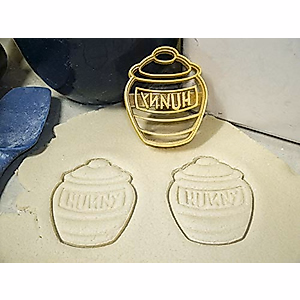 WINNIE THE POOH ADVENTURES BEAR HUNNY POT CARTOON SET OF 2 COOKIE CUTTERS MADE IN USA PR1065