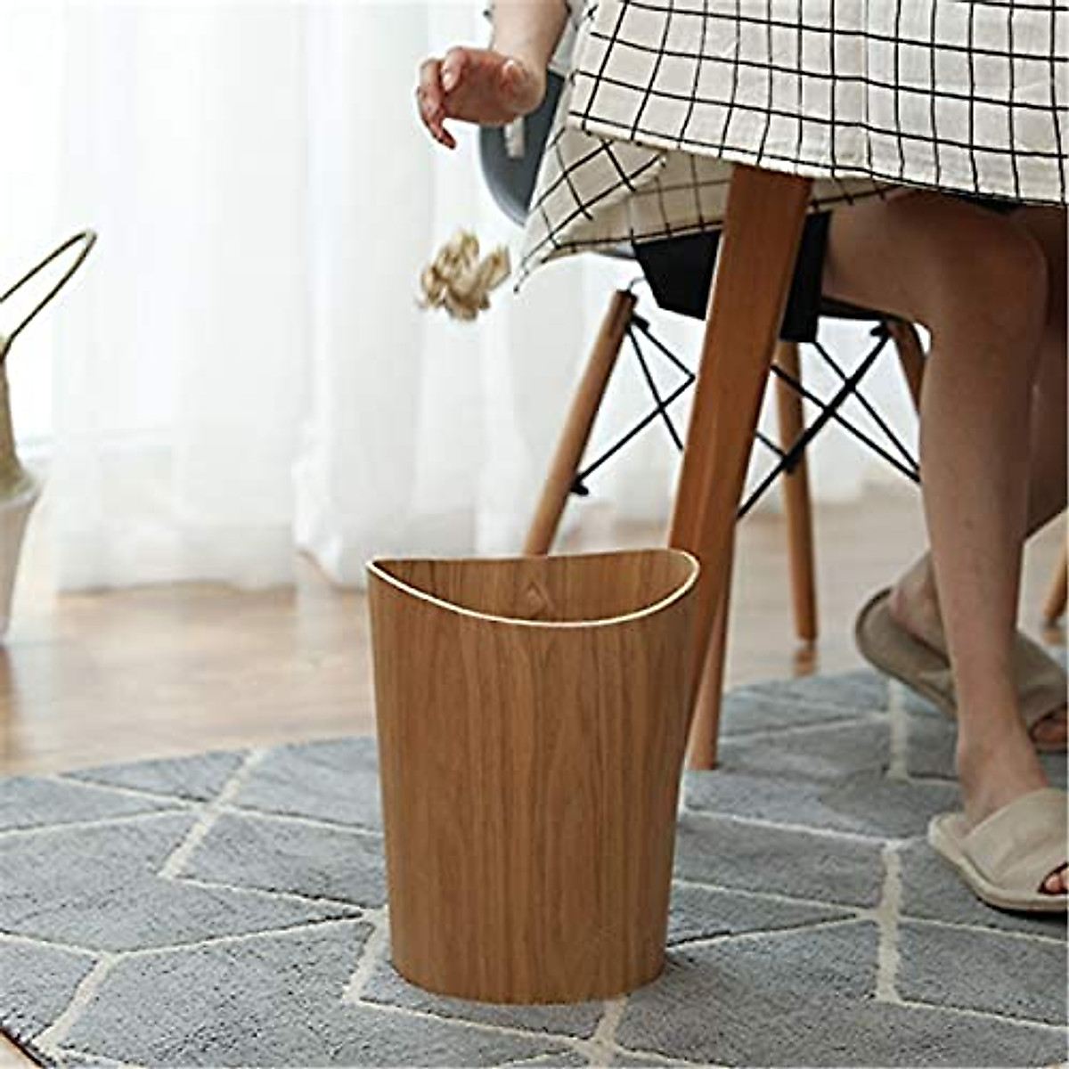 2.3 Gallons Wood Trash Can Wastebasket for Home or Office, Japanese-style natural wood Round Wastebasket, Lightweight, Sturdy for Under Desk, Kitchen, Bedroom, Den, Hotel, or Kids Room (Light Wood-B)