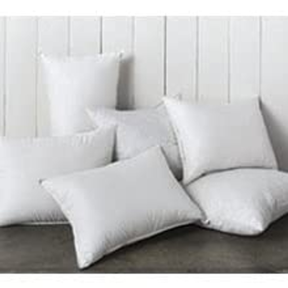 ACCENTHOME 18x18 Pillow Inserts ( Pack of 4 ) Hypoallergenic Throw Pillows Forms | White Square Throw Pillow Insert | Decorative Sham Stuffer Cushion Filler for Sofa , Couch , Bed & Living Room Decor