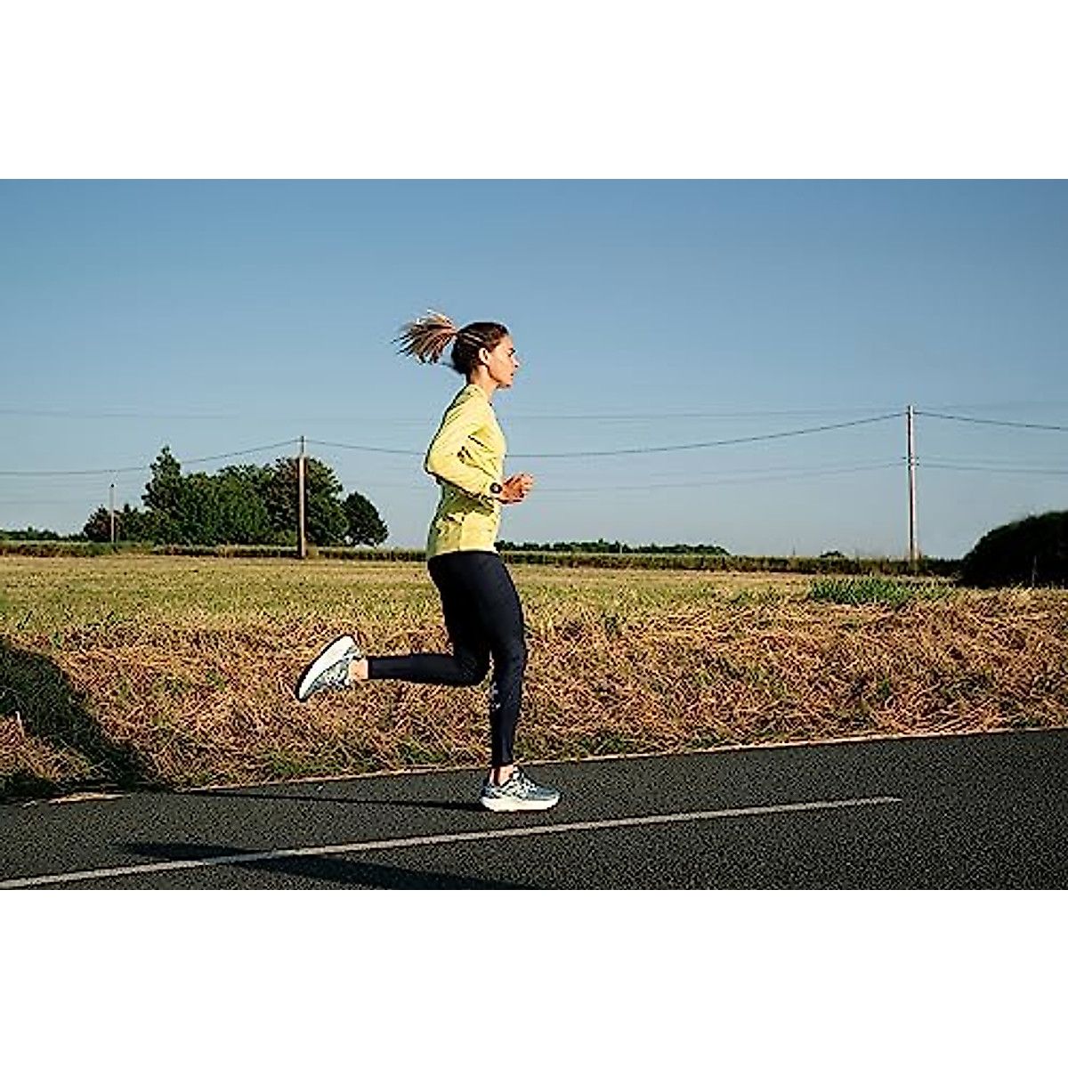 Karhu Women's Mestari Run Running Shoe, Citadel/Honey Dew, 7.5 Medium