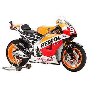 TAMIYA 14130 1/12 Repsol Honda RC213V '14 Motorcycle Plastic Model Kit