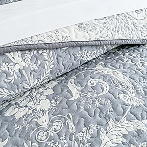 Gray Cotton Quilt Set Queen Size Floral Quilt Set White Flowers Leaves Cotton Reversible 3pc Quilt Bedding Set, Coverlet, Bedspread with 2 Pillow Shams