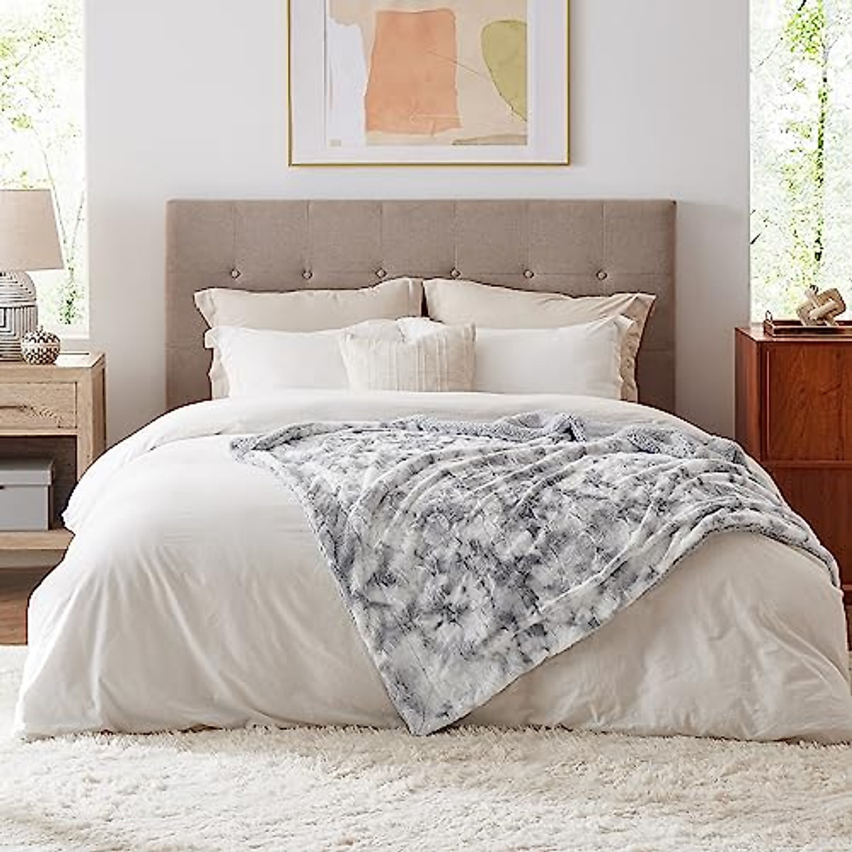 Bedsure Sherpa Blanket Twin Size - Soft, Fuzzy & Fluffy Faux Fur - Warm, Cozy Blanket for Couch, Sofa and Bed, Tie Dye Design, Light Grey, 60x80 Inches